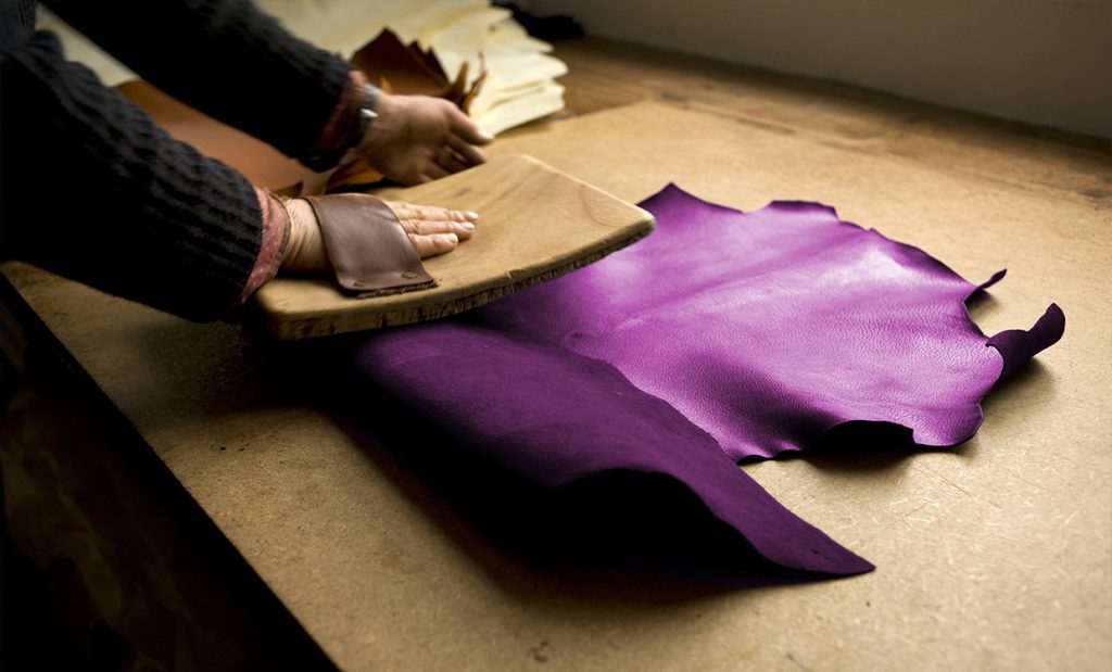 Les métiers du cuir : zoom sur la mégisserie | Graulhet Le Cuir